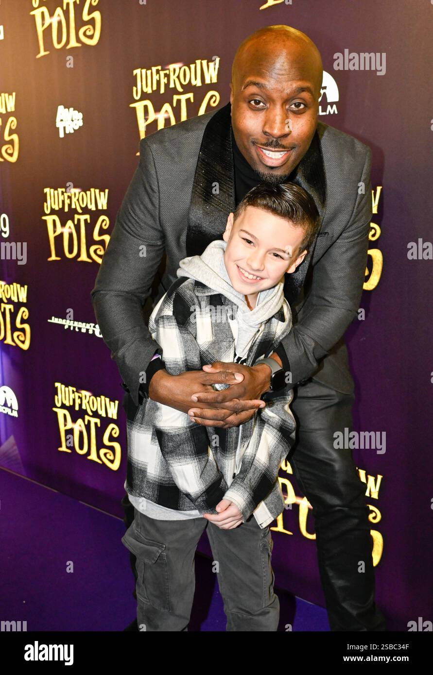 Premiere Juffrouw Pots AMSTERDAM, NETHERLANDS - FEBRUARY 2: Fernando ...