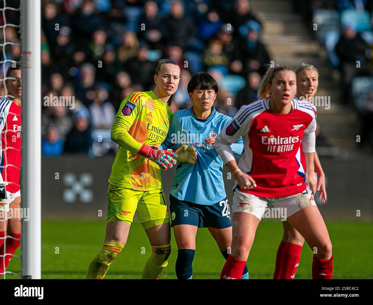 The Joie Stadium, UK. 2nd Feb, 2025. Goalkeeper Daphne van Domselaar ...