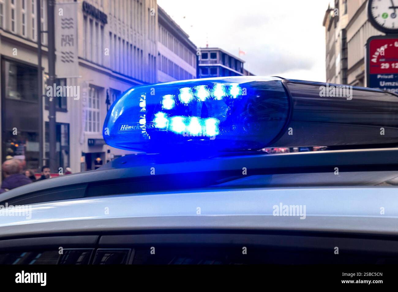 Polizei Blaulicht 20250131ad943 Blaulicht Einsatzfahrt Blaulichtfahrt ...