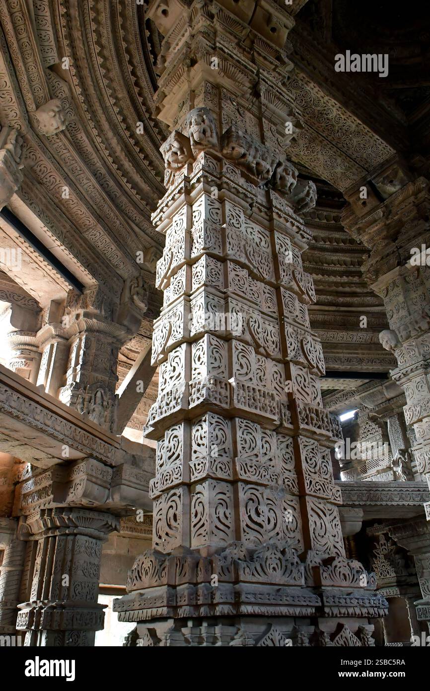 Sas-Bahu Ka mandir, or Sahastrabahu Temple, Gwalior, India, Asia Stock ...