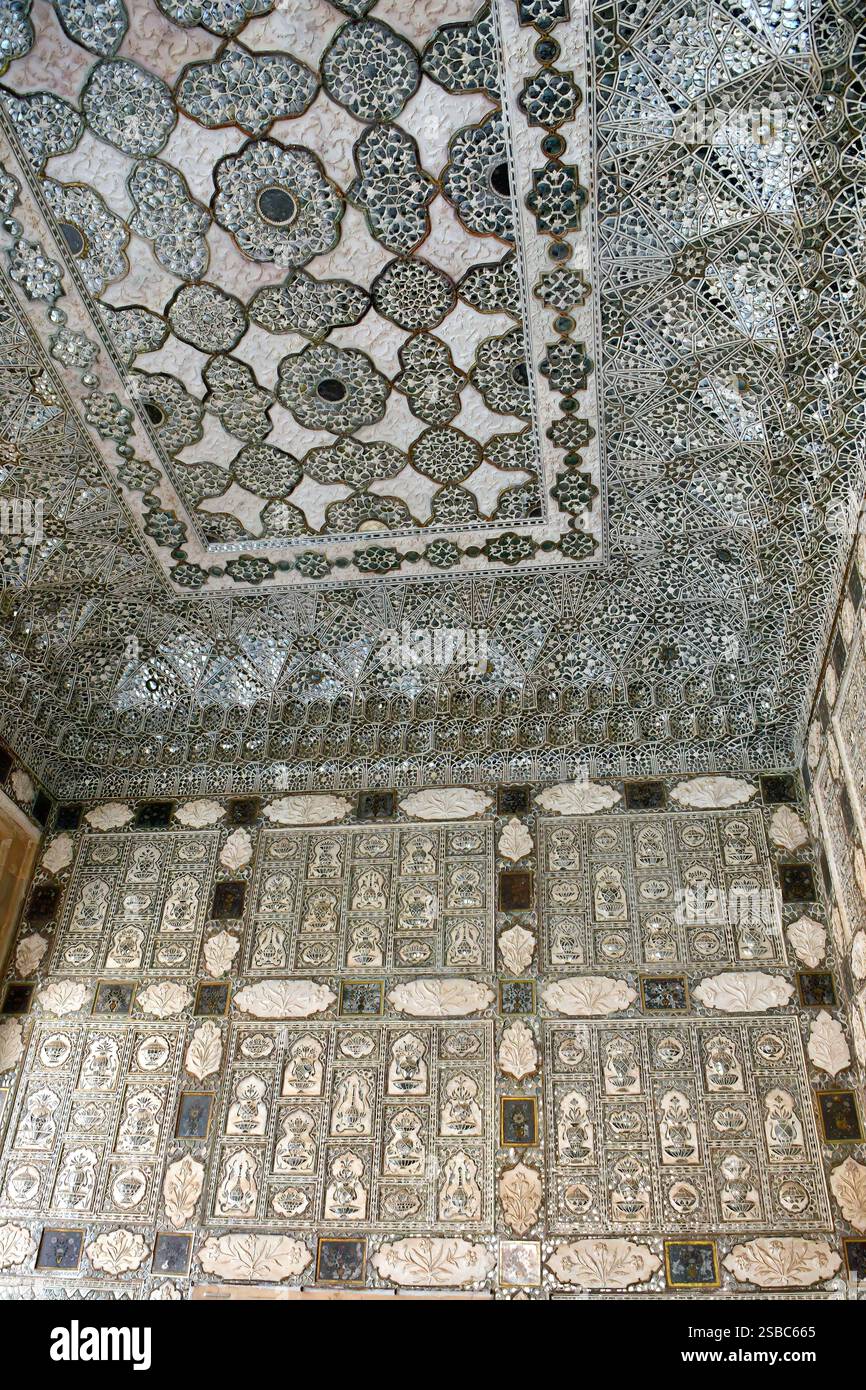 interior, Sheesh Mahal, Mirror Palace, Amer Fort, Amer, Rajasthan ...