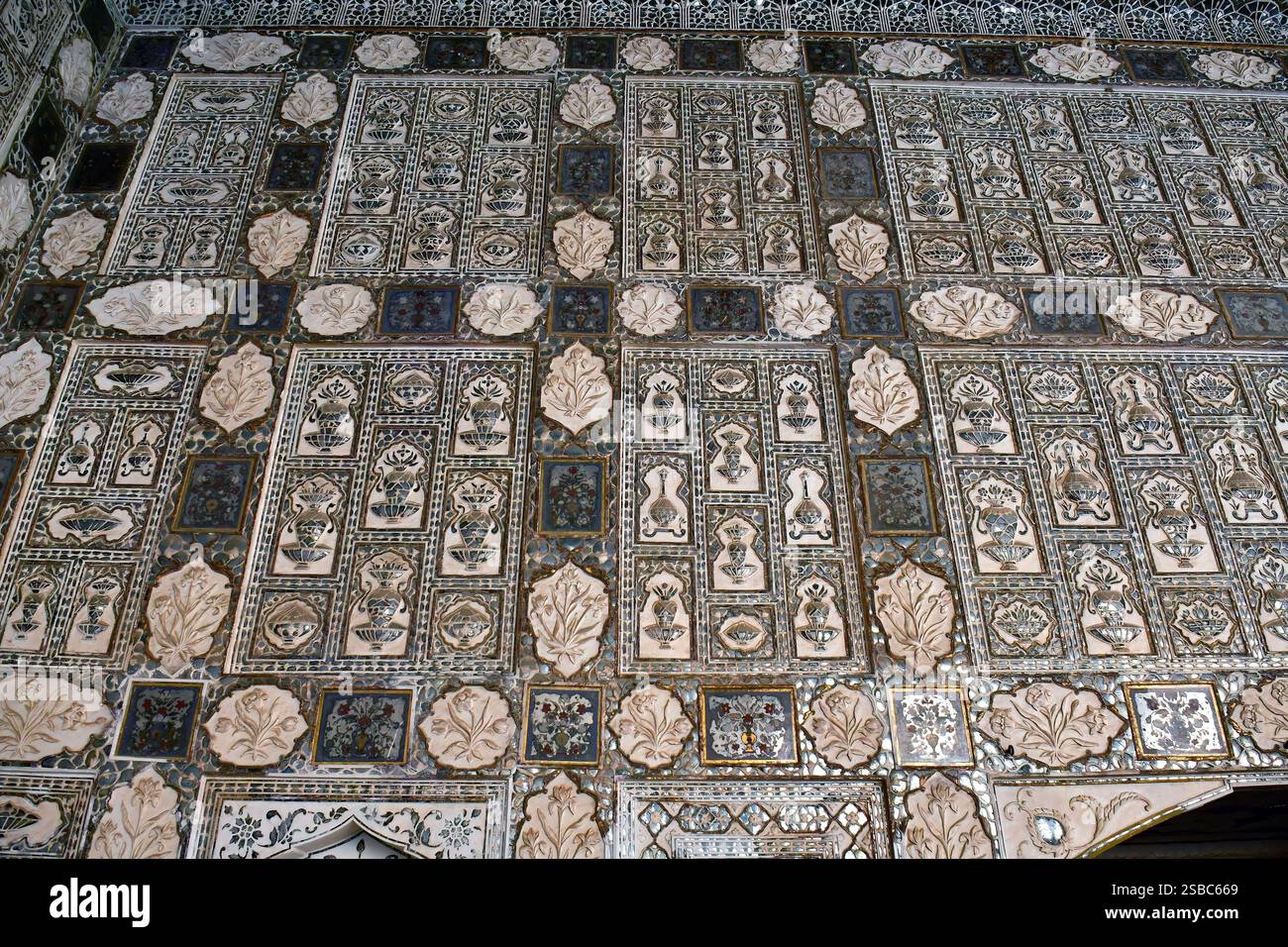 interior, Sheesh Mahal, Mirror Palace, Amer Fort, Amer, Rajasthan ...