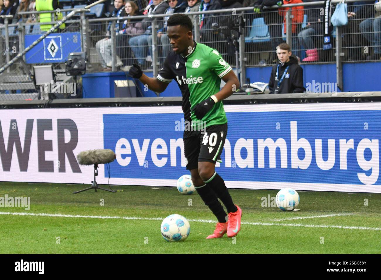 02.02.2025, Volksparkstadion, Hamburg, GER; 2. FBL, Hamburger SV vs ...