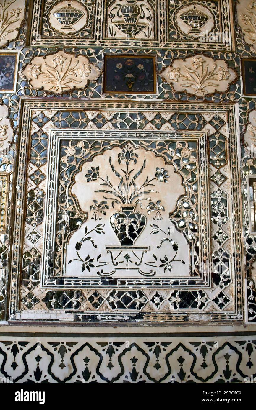 interior, Sheesh Mahal, Mirror Palace, Amer Fort, Amer, Rajasthan ...
