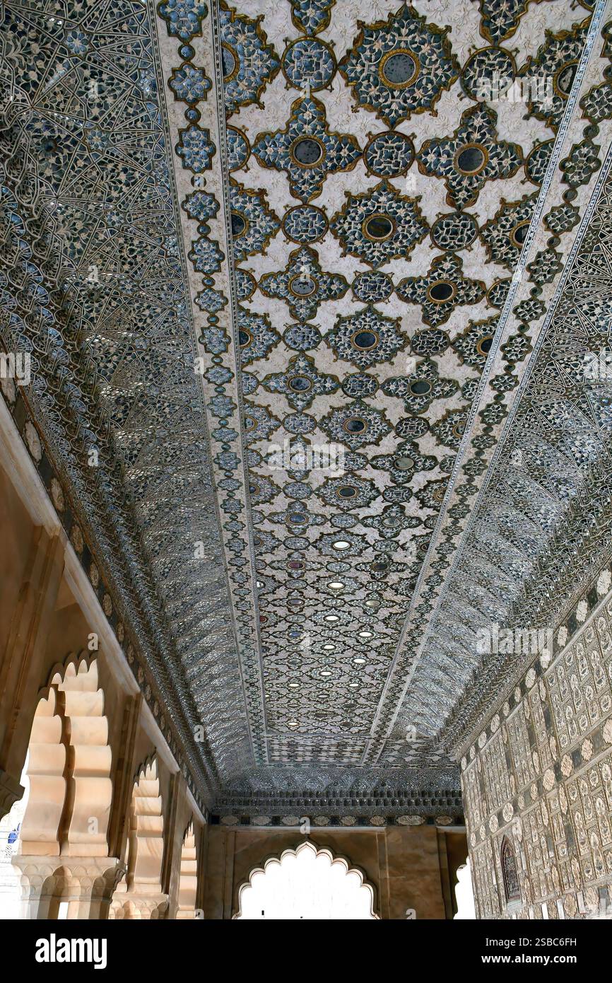 interior, Sheesh Mahal, Mirror Palace, Amer Fort, Amer, Rajasthan ...