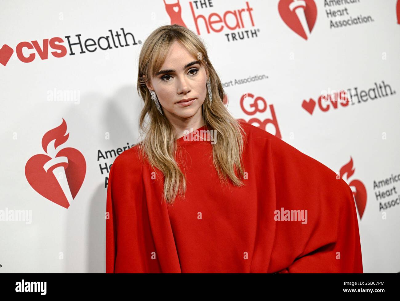 Suki Waterhouse attends the American Heart Association's Go Red for ...