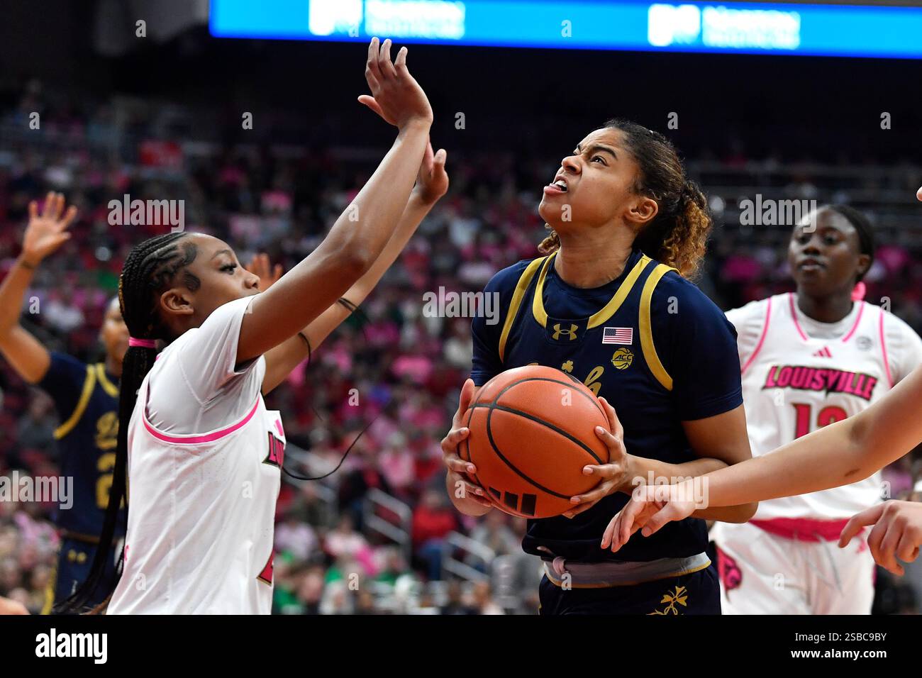 Notre Dame guard Cassandre Prosper (8) prepares to shoot over ...