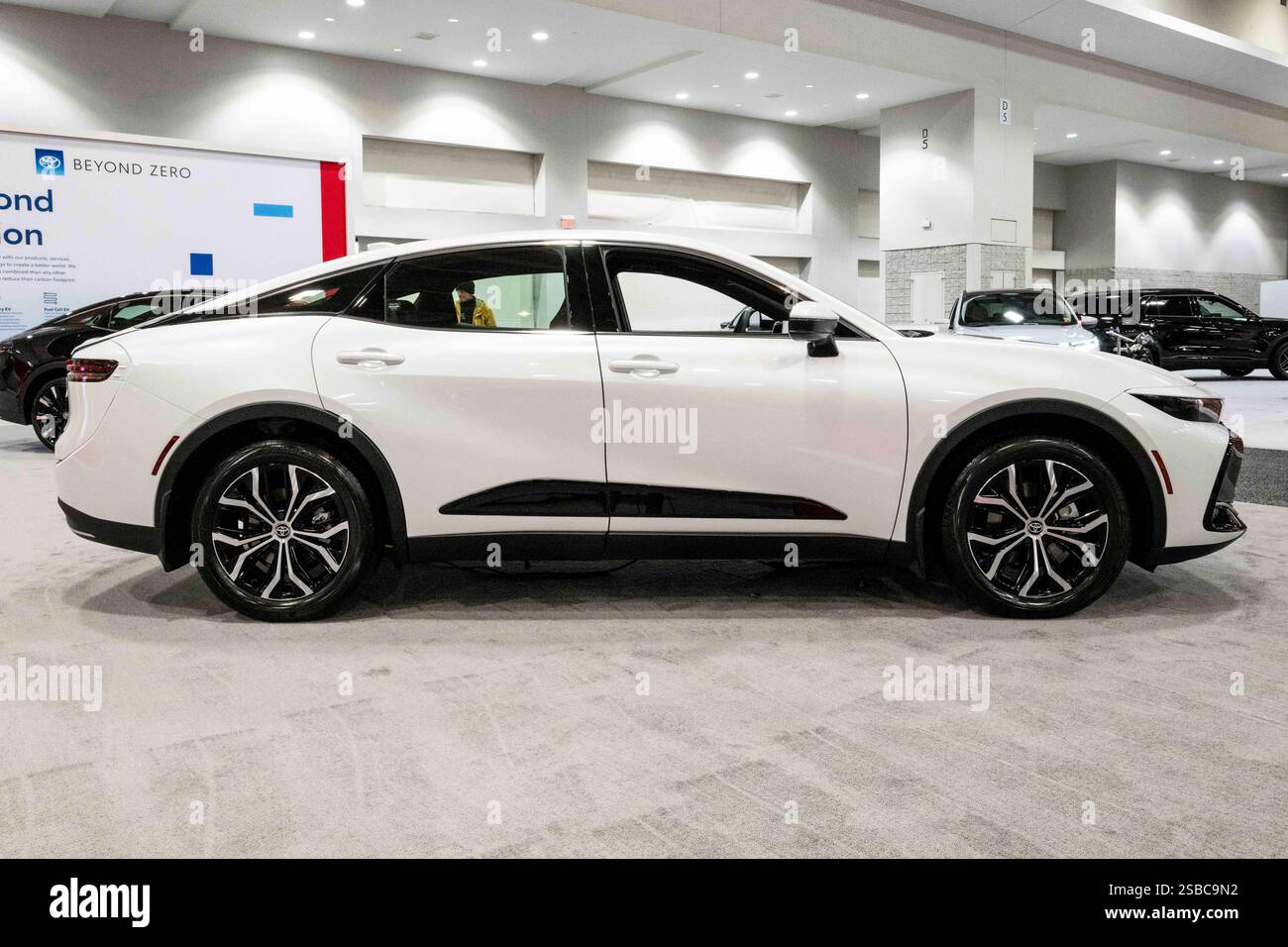 2025 toyota crown xle hi-res stock photography and images - Alamy