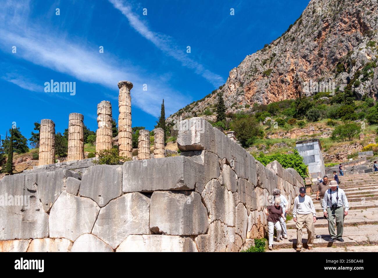 Apollo temple, Delphi archaeological site and ancient Greek monuments ...