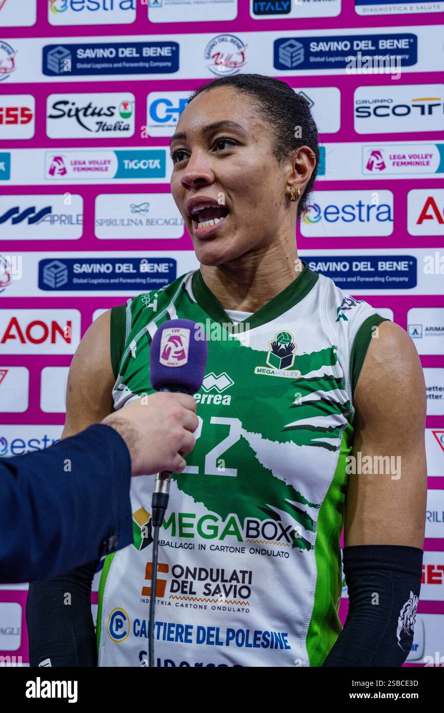 Florence, Italy. 02nd Feb, 2025. Simone Lee (Megabox Ond. Savio ...