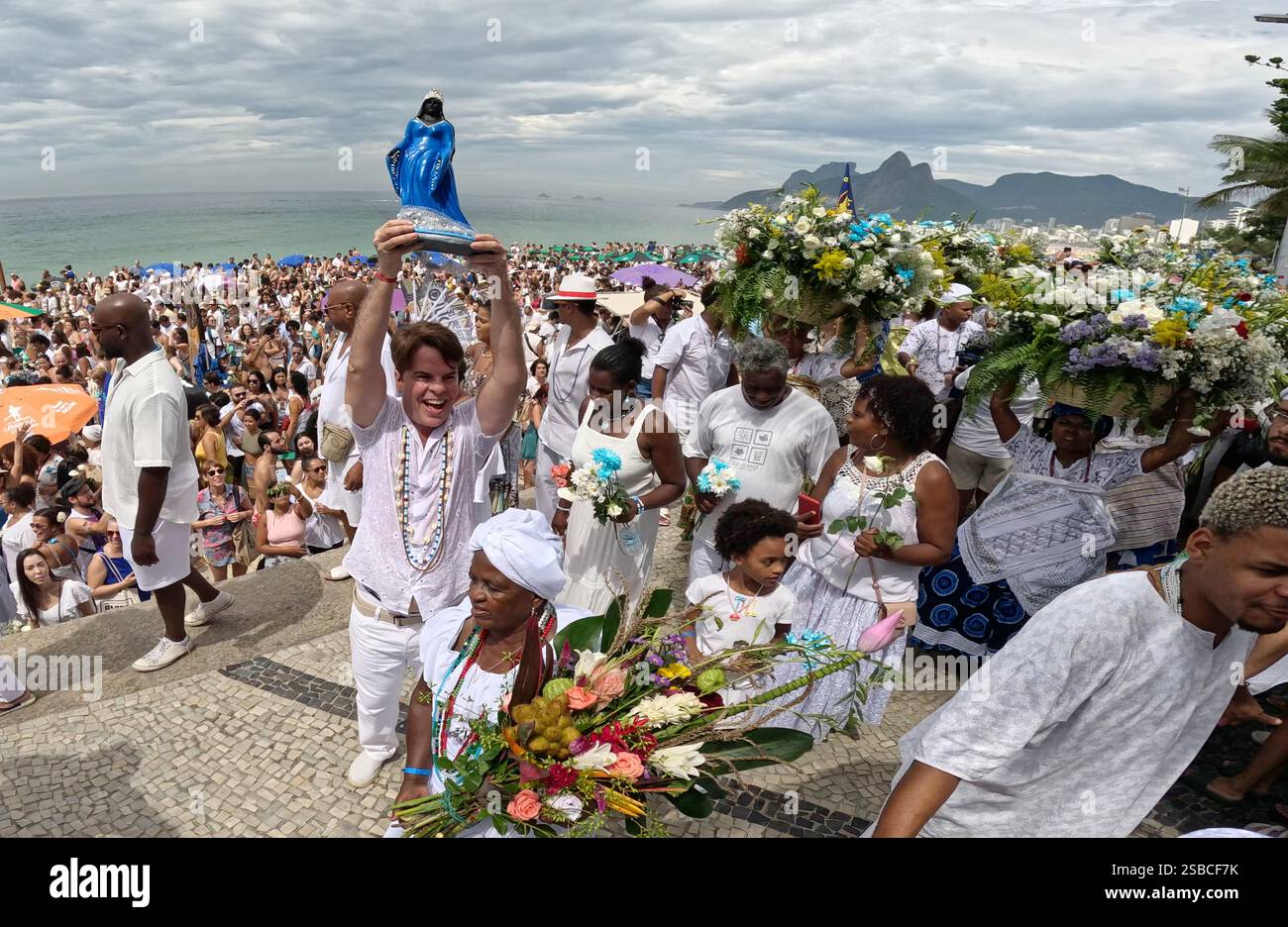 February 2, 2025, Rio De Janeiro, Rio De Janeiro, Brazil: Thousands of ...
