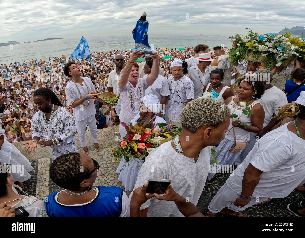 February 2, 2025, Rio De Janeiro, Rio De Janeiro, Brazil: Thousands of ...