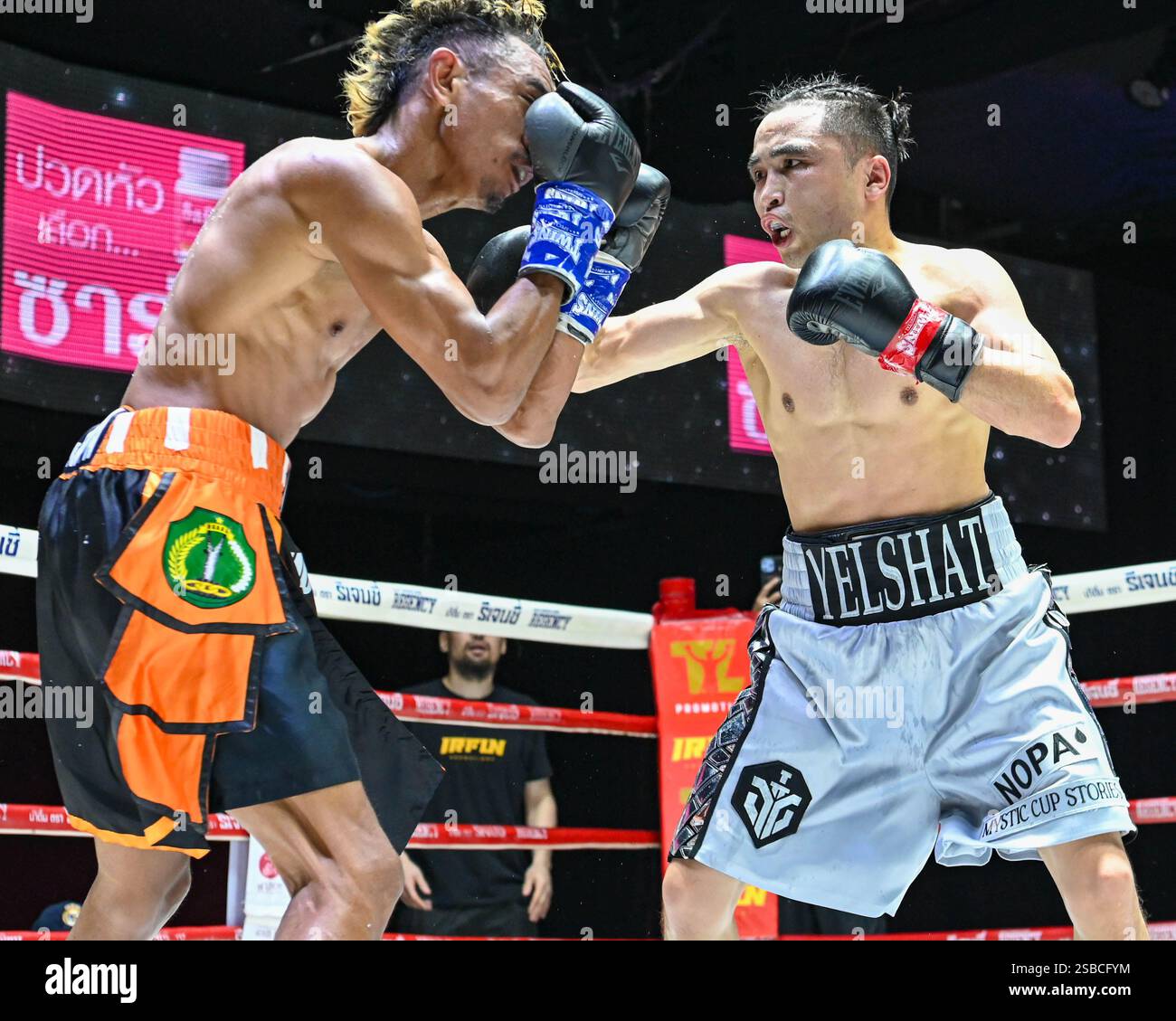 Bangkok, Thailand. 01st Feb, 2025. Yelshat Nikhemttolla (R) of Kazakhstan and Flasidus Nuna (L ...