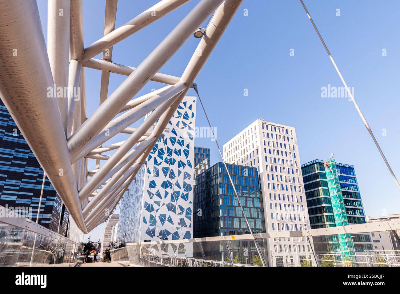 Akrobaten pedestrian bridge, Oslo, Norway Stock Photo - Alamy