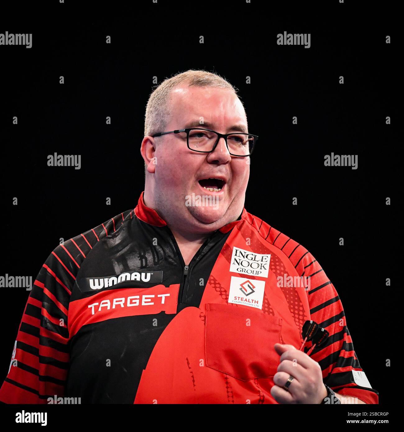 MK Arena, Milton Keynes, UK. 2nd Feb, 2025. 2025 PDC Winmau Darts ...