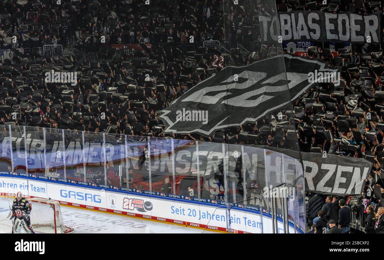 Berlin, Germany. 02nd Feb, 2025. Ice Hockey: DEL, Eisbären Berlin ...