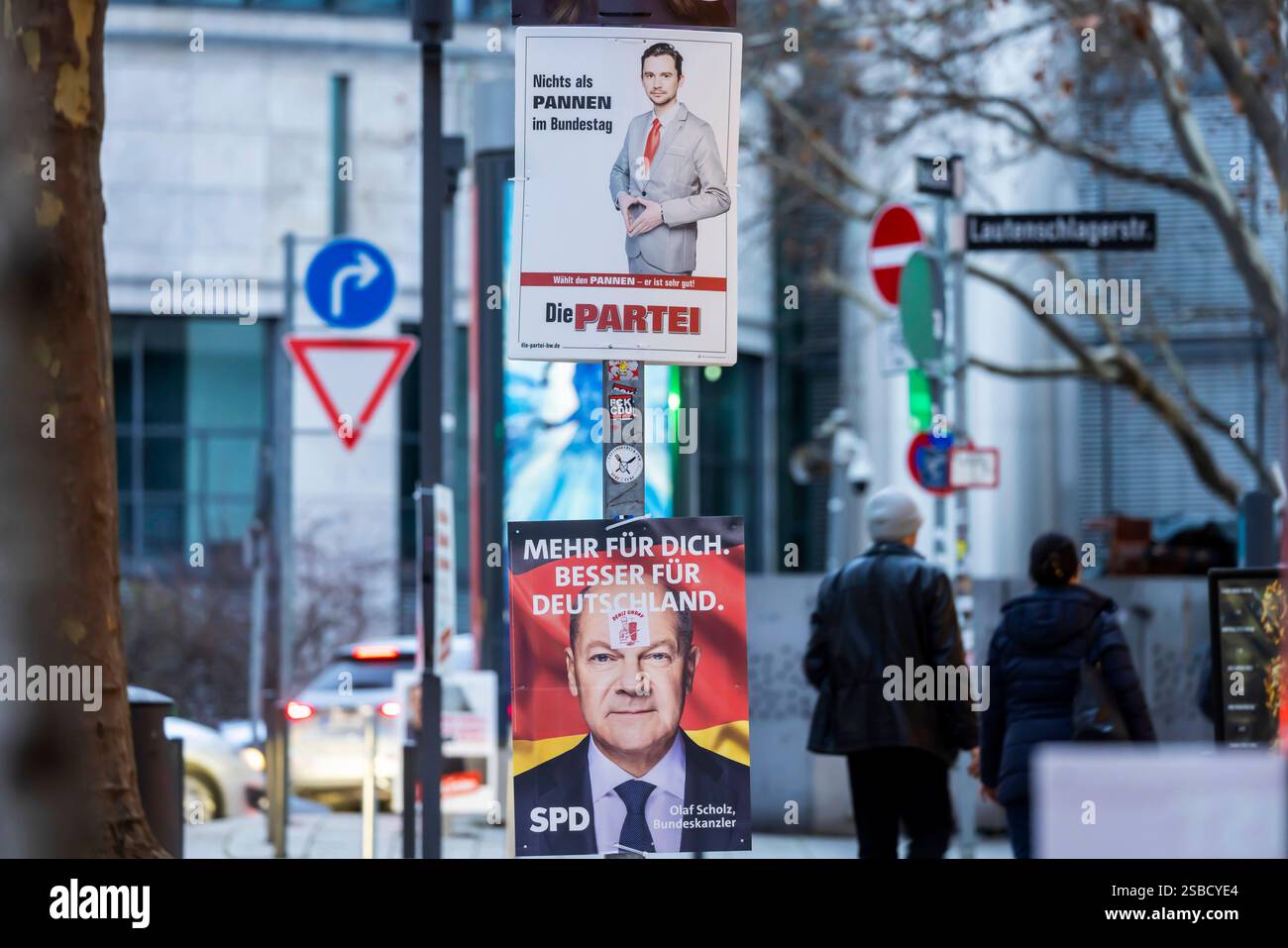 Wahlplakat zur Bundestagswahl 2025. BTW25. Plakat der Parte DIE PARTEI ...