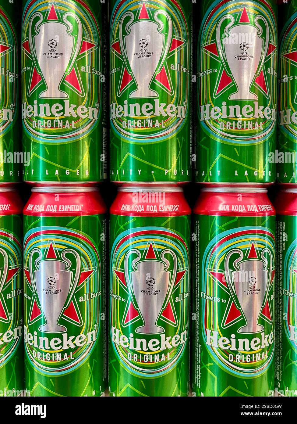 Heineken beer, Heineken supermarket shelf, Heineken beer store shelf ...