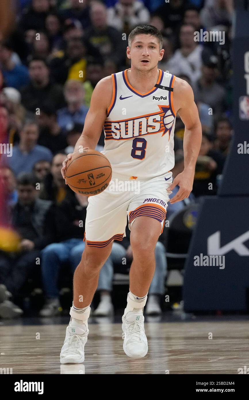Phoenix Suns guard Grayson Allen (8) against the Golden State Warriors ...