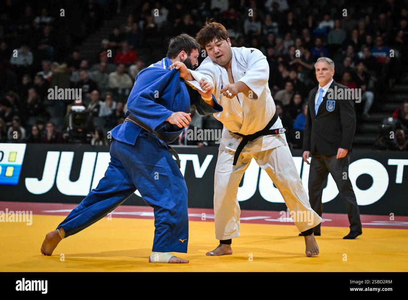 Paris, France. 02nd Feb, 2025. IJF's Inal Tasoev completes against ...