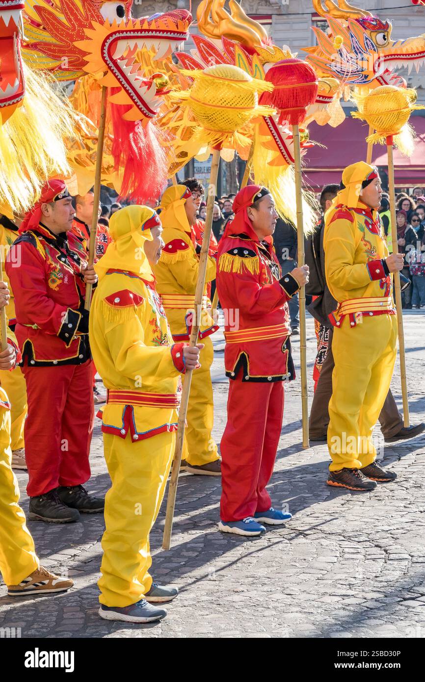 Lively dragon dance performers celebrate Chinese New Year on Champs ...