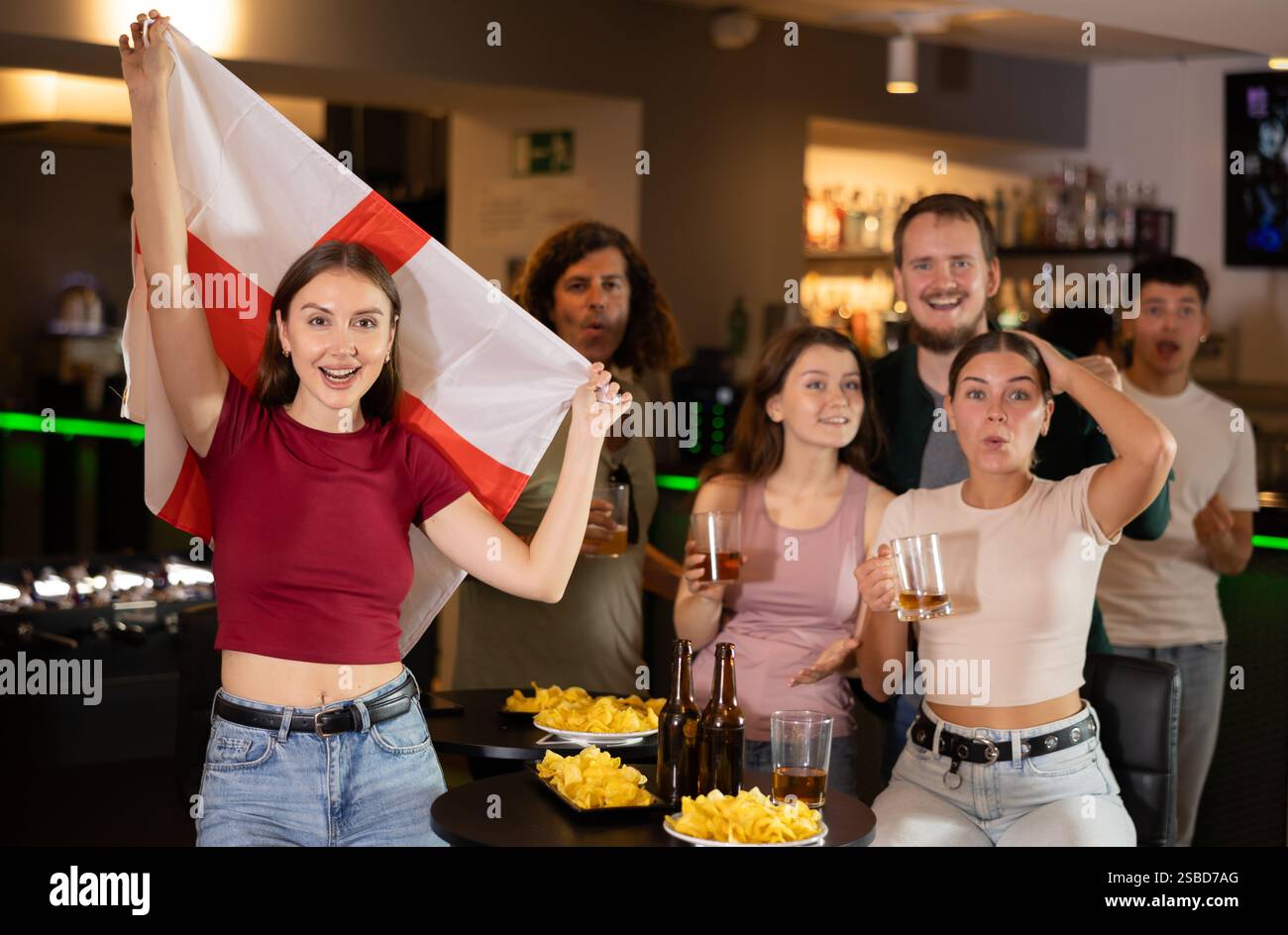Rugby fans beer england hi-res stock photography and images - Alamy