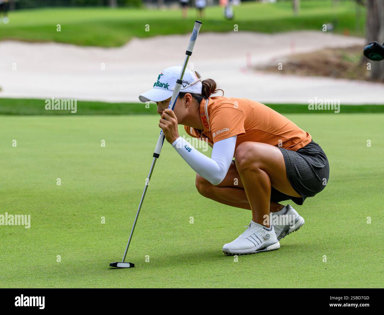 Orlando, FL, USA. 2nd Feb, 2025. Mingee Lee of Australia lines up her ...