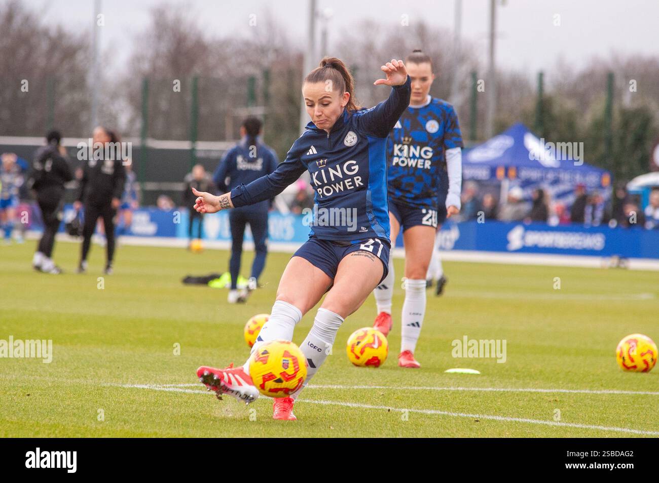 Liverpool, UK. 2nd Feb, 2025. Hannah Cain (21 Leicester City) shoots at ...