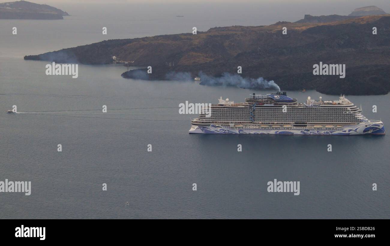 Santorini island,caldera,volcano view from Fira capital,Aegean sea ...