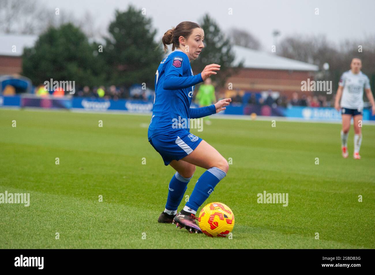 Liverpool, UK. 2nd Feb, 2025. Clare Wheeler (7 Everton) in possession ...
