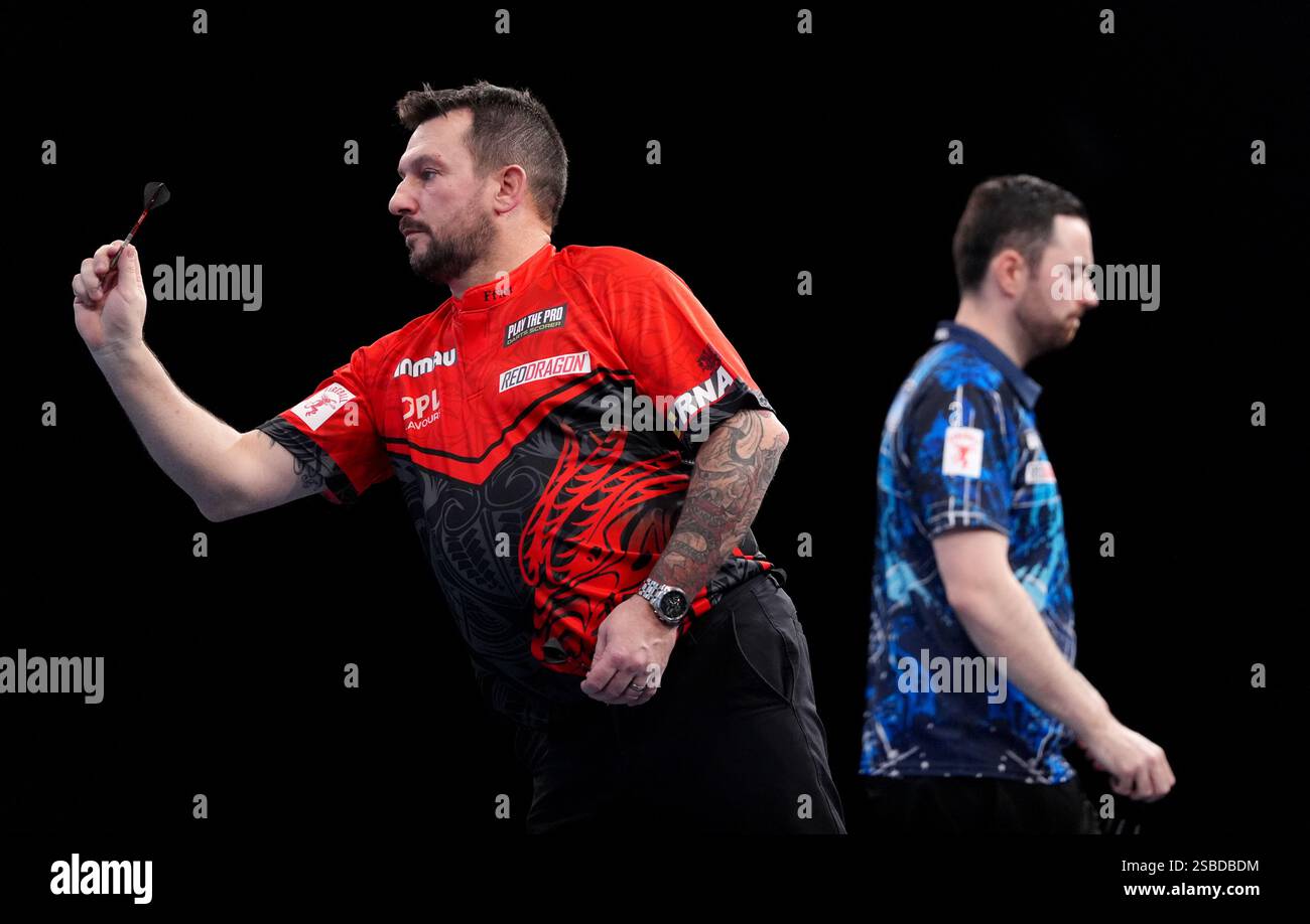 Jonny Clayton during the final against Luke Humphries on day four of ...