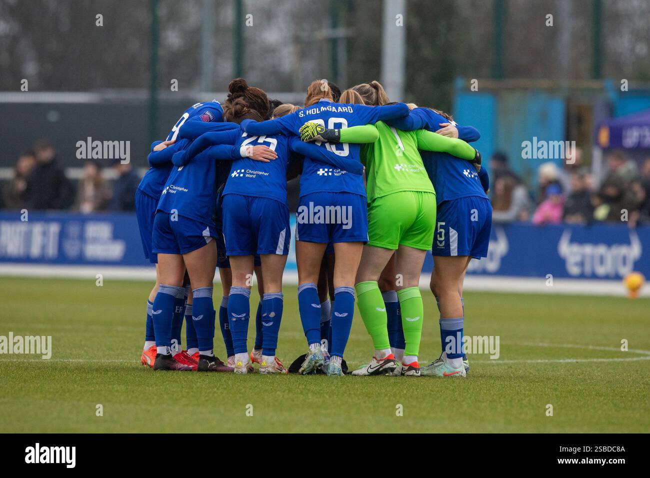 Liverpool, UK. 2nd Feb, 2025. Everton Team huddle ahead of second half ...