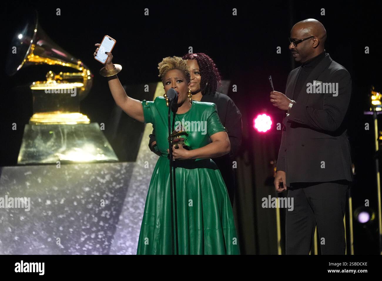 Avery*Sunshine accepts the award for best progressive r&b album for "So ...