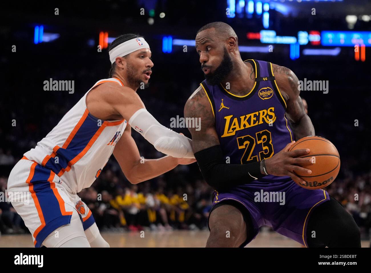 New York Knicks' Josh Hart, left, defends Los Angeles Lakers' LeBron ...