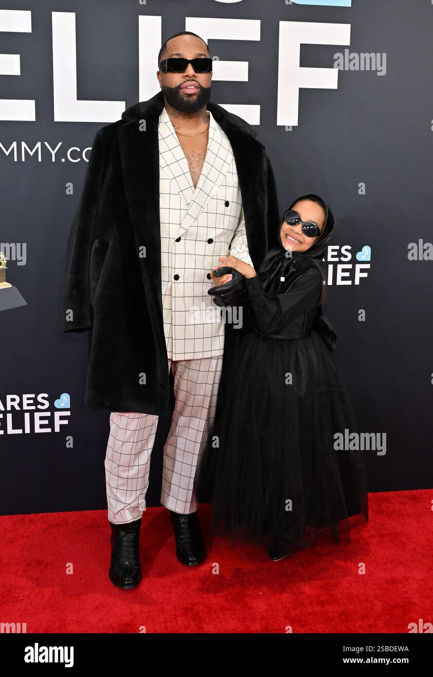 Los Angeles, USA. 02nd Feb, 2025. Kenyon Dixon and Isley Rose Dixon ...