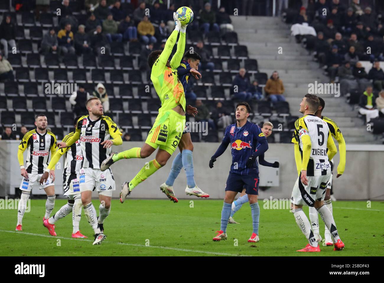 Linz, Austria. 02nd Feb, 2025. LINZ, AUSTRIA - FEBRUARY 2: Tobias Lawal ...
