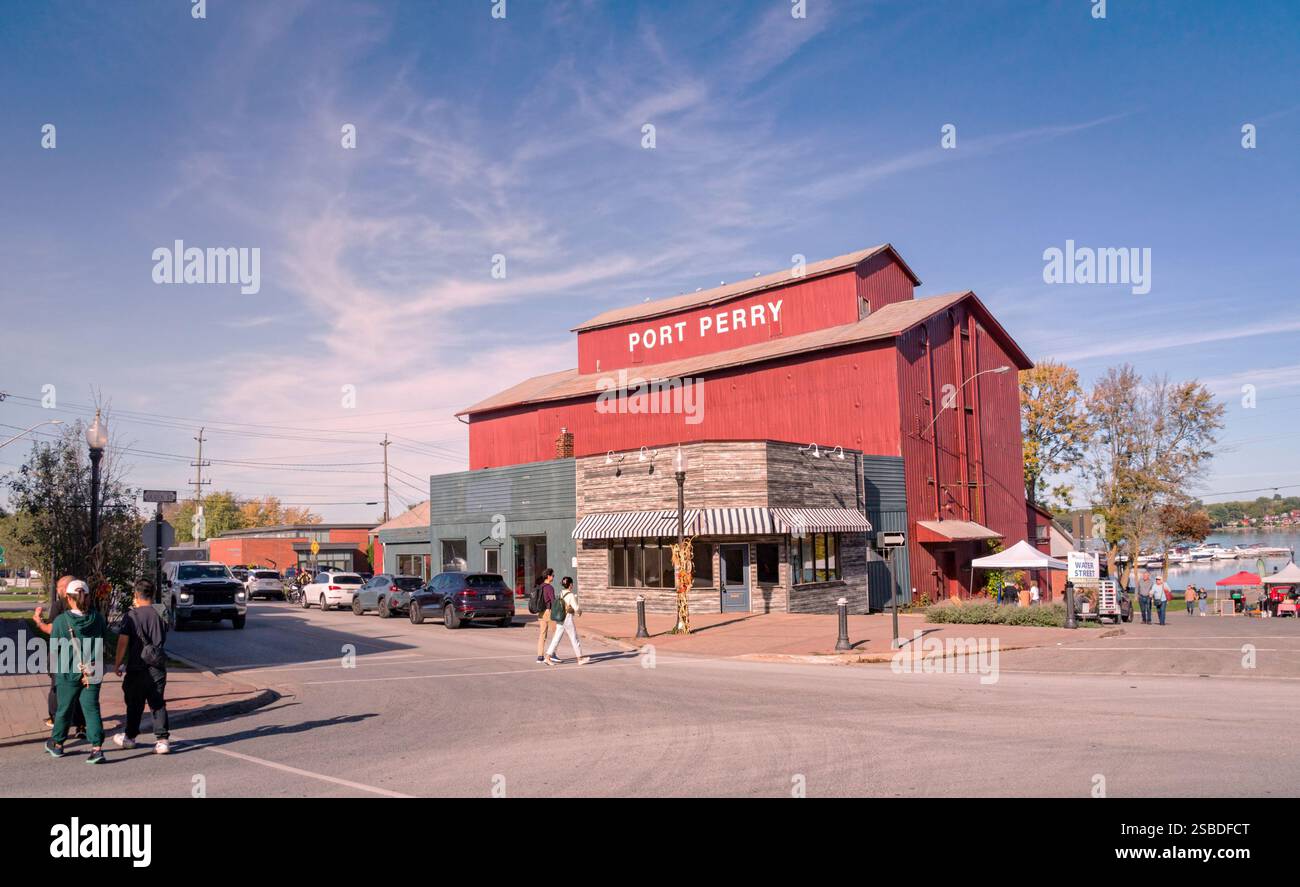 Port Perry, Ontario, Canada - 2024 10 05: Sunny fall afternoon view on ...