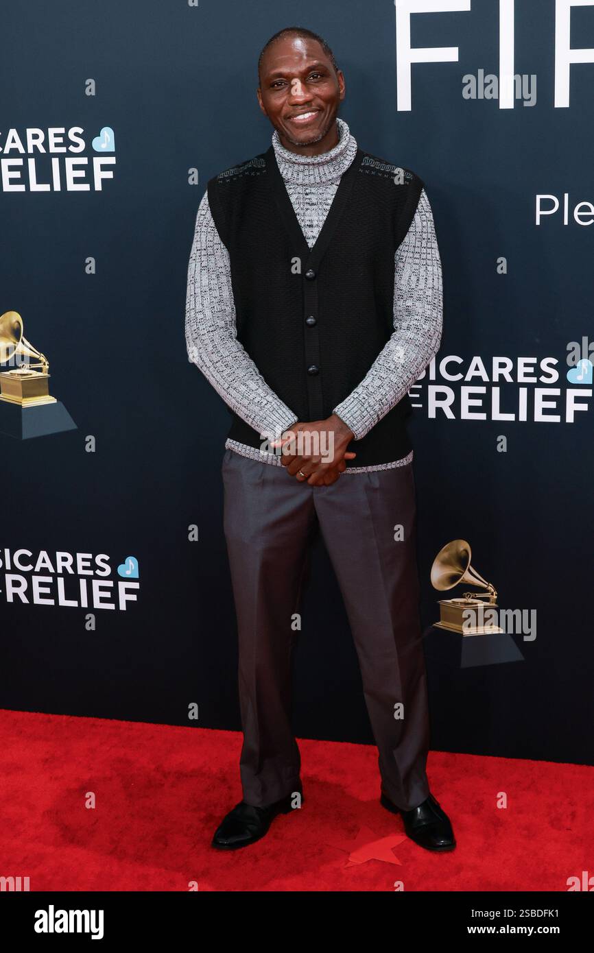 Los Angeles, USA. 02nd Feb, 2025. Cedric Burnside walking on the red ...