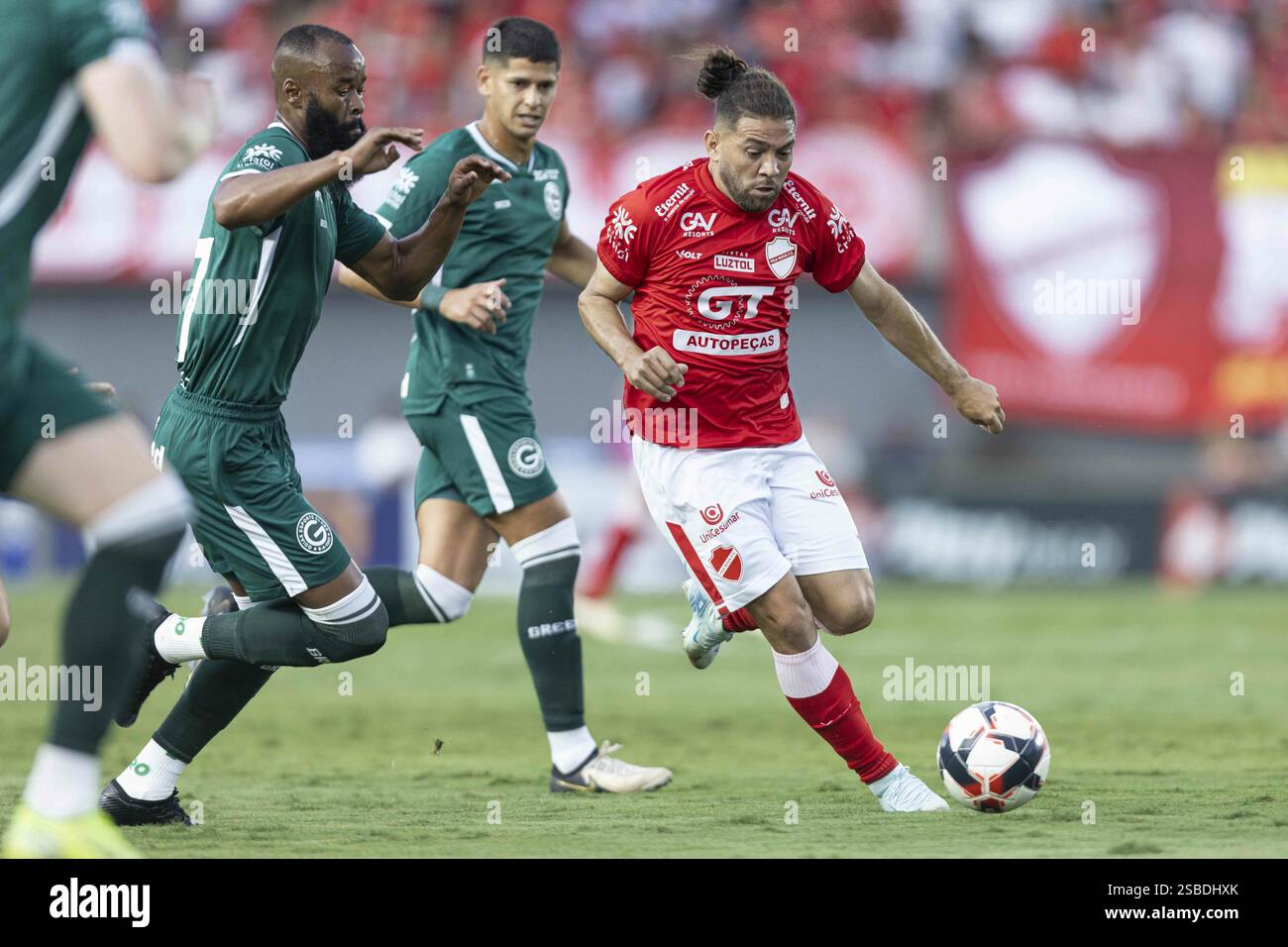 GO - GOIANIA - 02/02/2025 - GOIANO 2025, VILLA NOVA - Diego Torres player of Villa Nova during ...