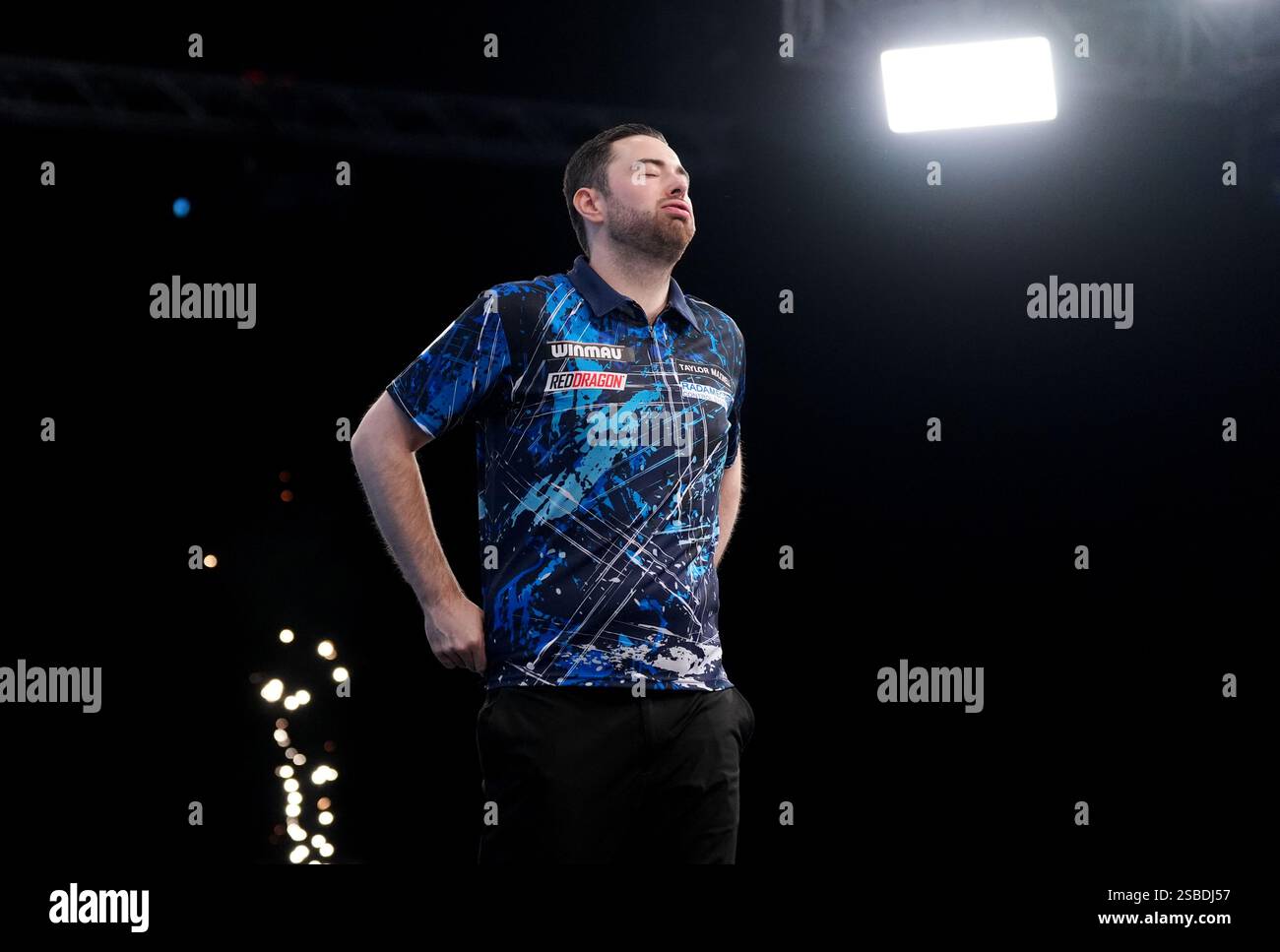 Luke Humphries celebrates after beating Jonny Clayton in the final of ...