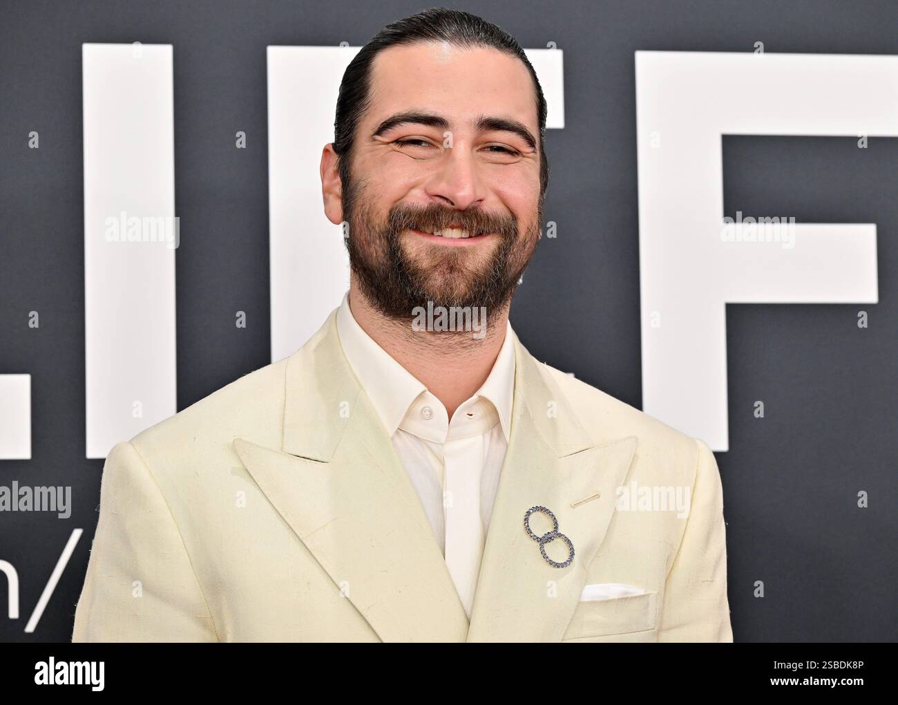 Los Angeles, USA. 02nd Feb, 2025. Noah Kahan arriving to the 67th ...