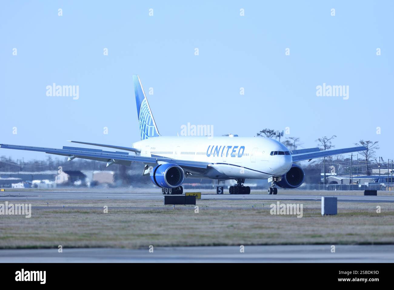 Kenner, United States. 02nd Feb, 2025. The Kansas City Chiefs team ...