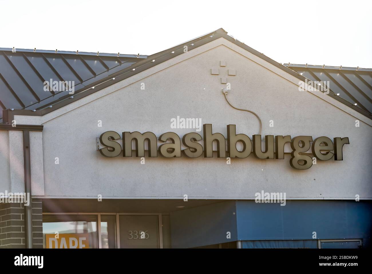 Lakewood, USA - November 1, 2022: Smashburger restaurant building store ...