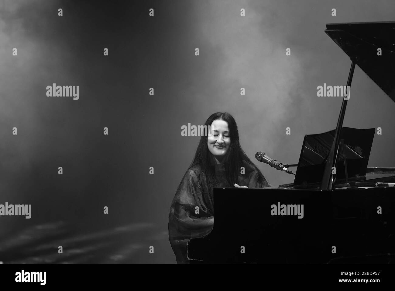 Konzert von Zola Jesus at Volksbuehne Berlin CTM Festival Zola Jesus ...