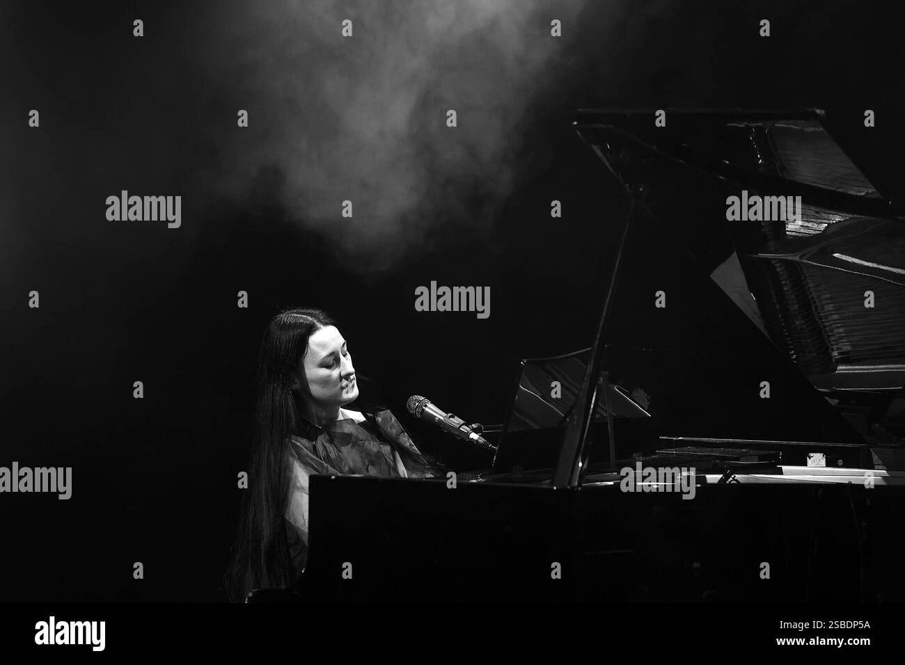 Konzert von Zola Jesus at Volksbuehne Berlin CTM Festival Zola Jesus ...