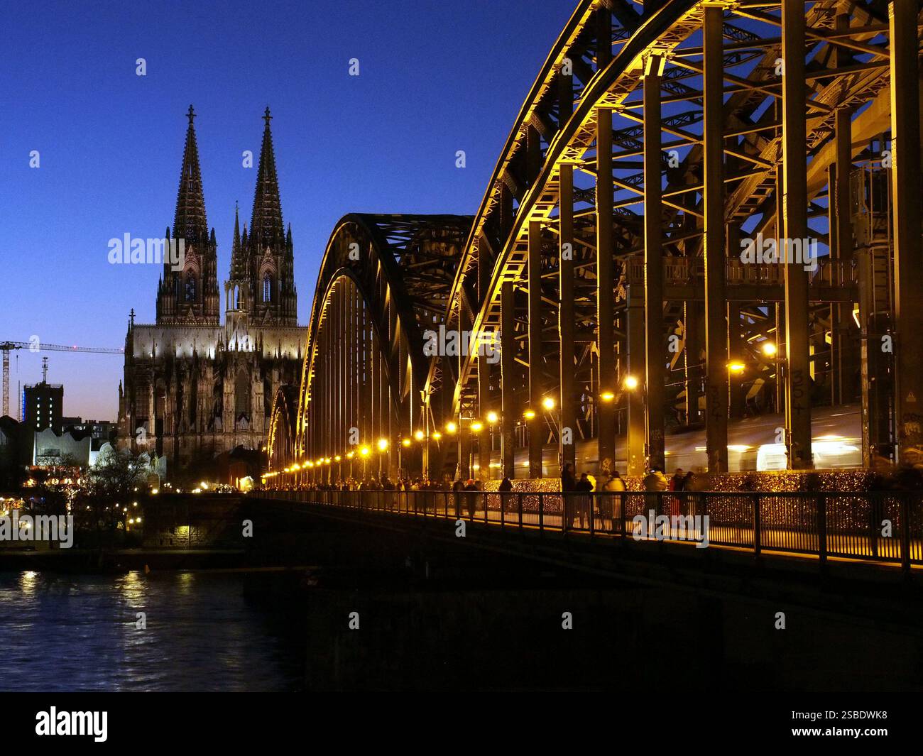 Cologne Cathedral (Kölner Dom) and Hohenzollern Bridge ...