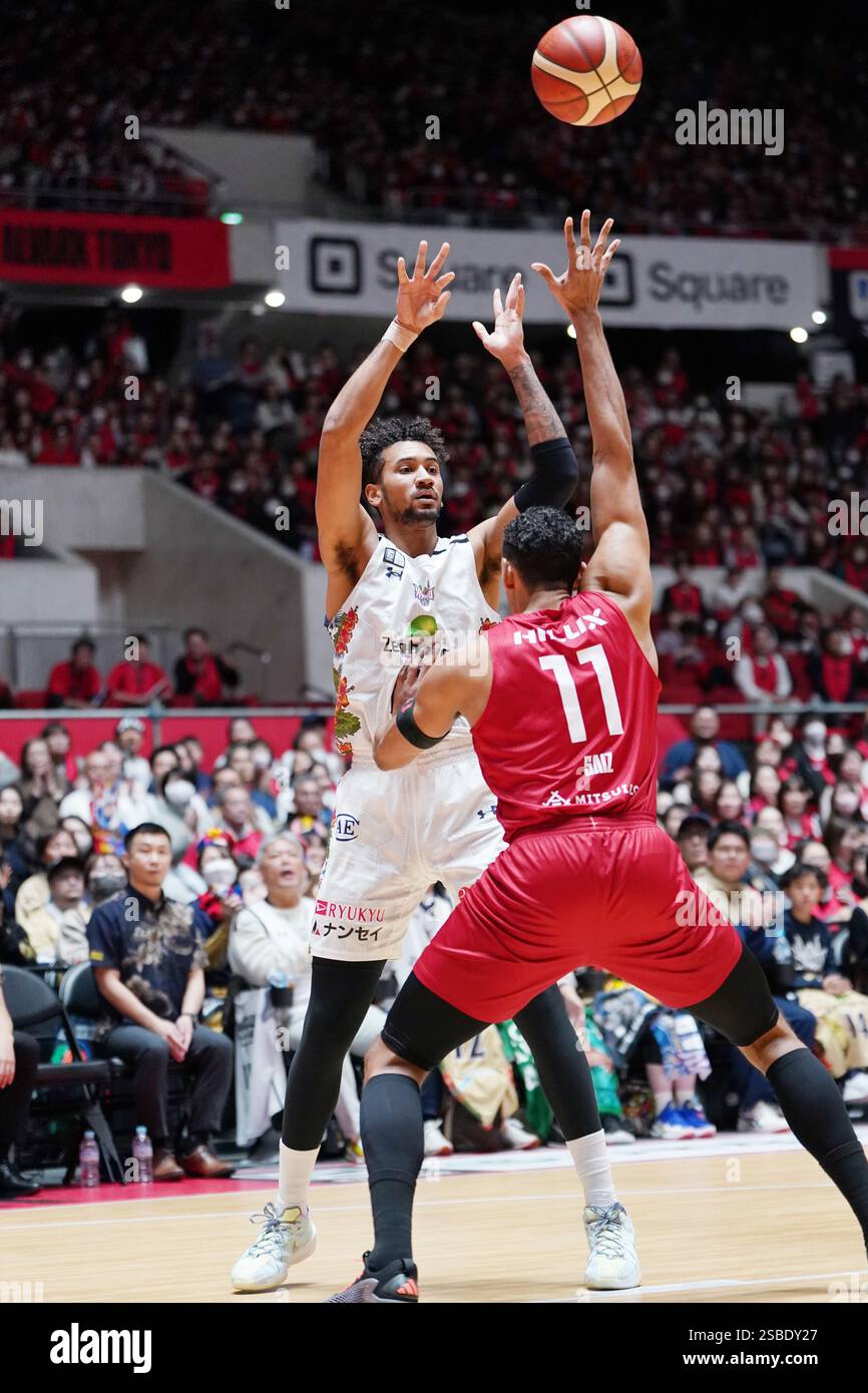 Yoyogi 1st Gymnasium, Tokyo, Japan. 1st Feb, 2025. Keve Aluma (Golden ...