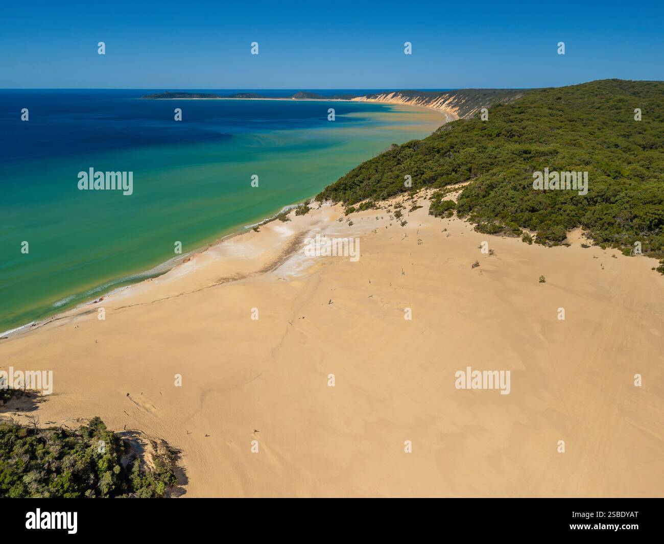 Aerial view of Carlo Sand Blow in Queensland, Australia Stock Photo - Alamy