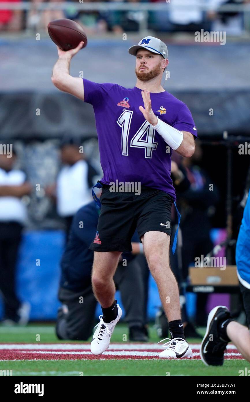 NFC quarterback Sam Darnold (14), of the Minnesota Vikings, passes ...