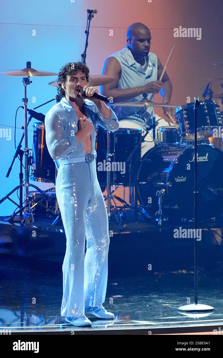 Benson Boone performs "Beautiful Things" during the 67th annual Grammy ...